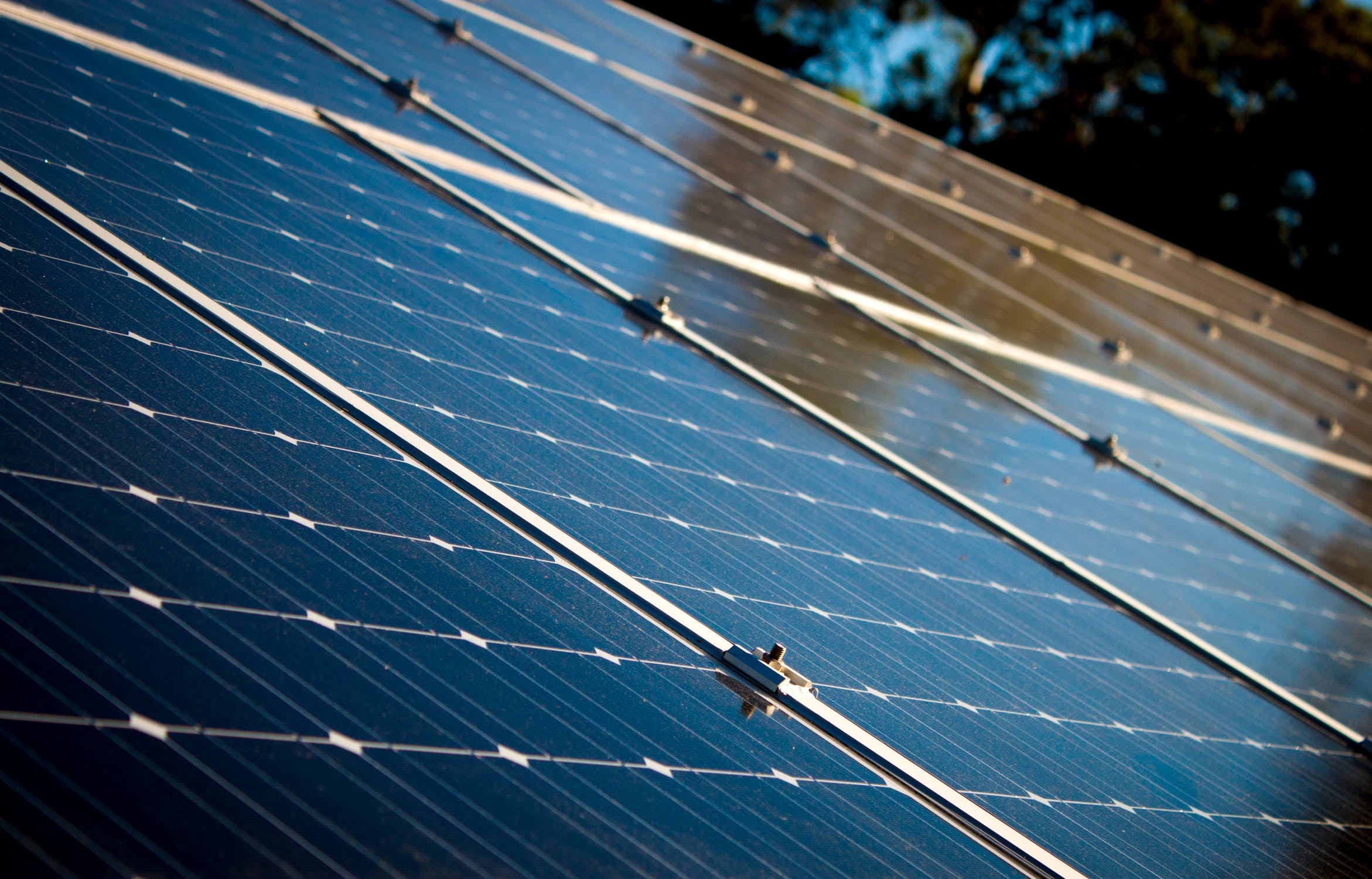 Reasons to Use Solar Power and Solar Lighting